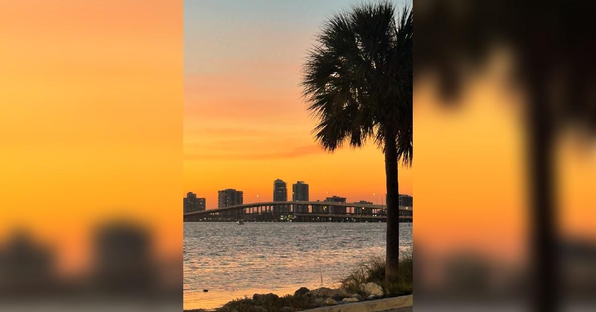 Alix Earle Flaunts Cleavage As She Poses On Beach In Miami: Photos