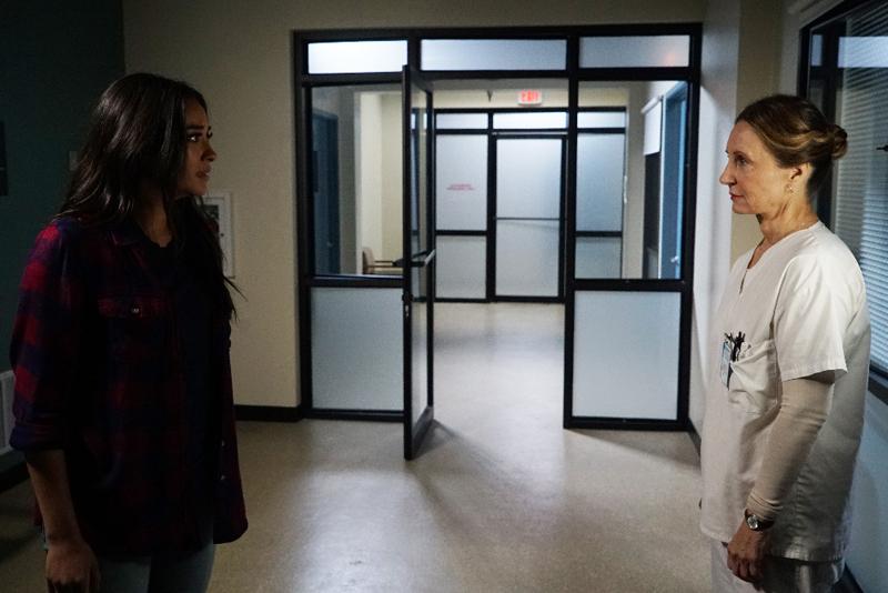 Can Elliot Be Trusted? See The Shocking 'Pretty Little Liars' Episode 2 ...