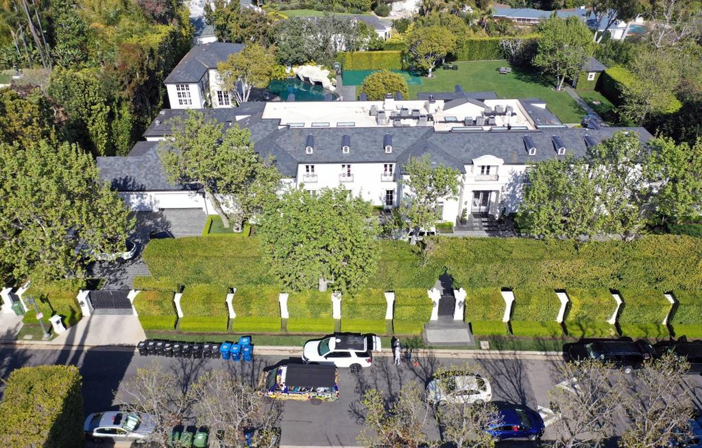 Sean 'Diddy' Combs Selling L.A. Mansion For $70 Million