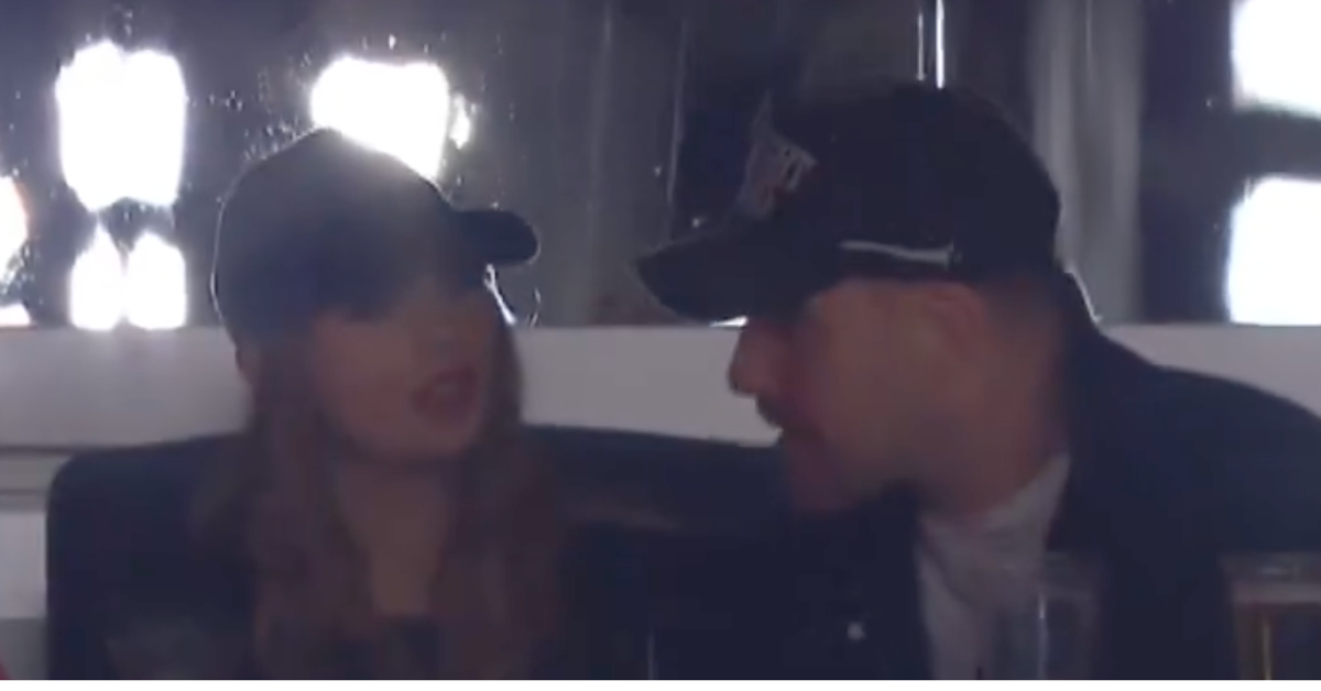Taylor Swift & Travis Kelce Match In All-Black During ALCS Game 1