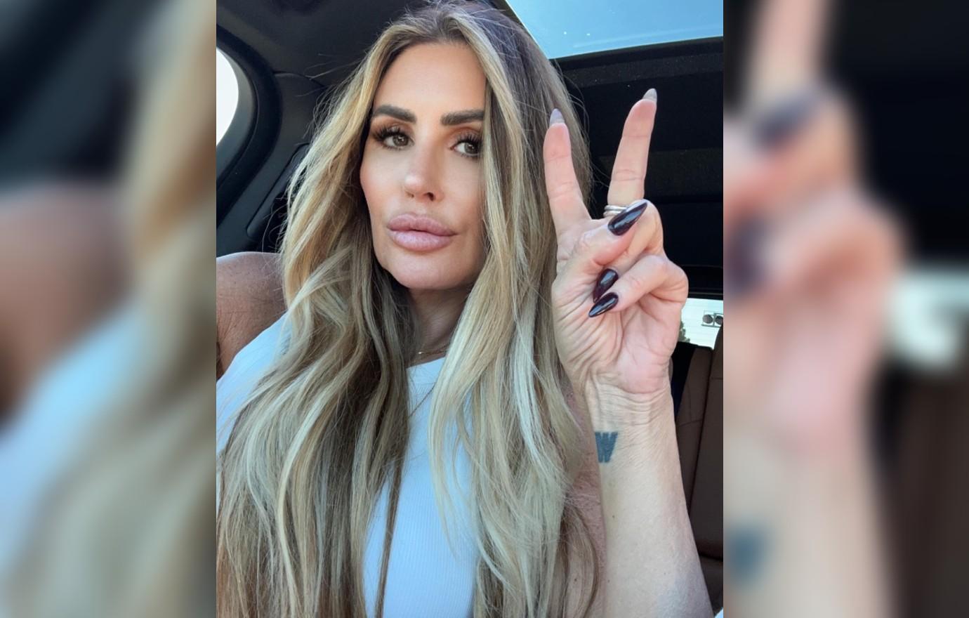 Rachel Uchitel Dishes On Podcast, Surviving Tiger Woods Scandal