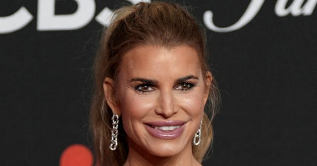 'Single' Jessica Simpson Admits There Are Lots Of 'Cute Guys' At VMAs