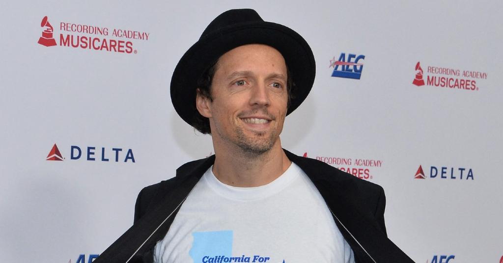 Jason Mraz Discusses Feeling Less Pressure After 20-Year Career