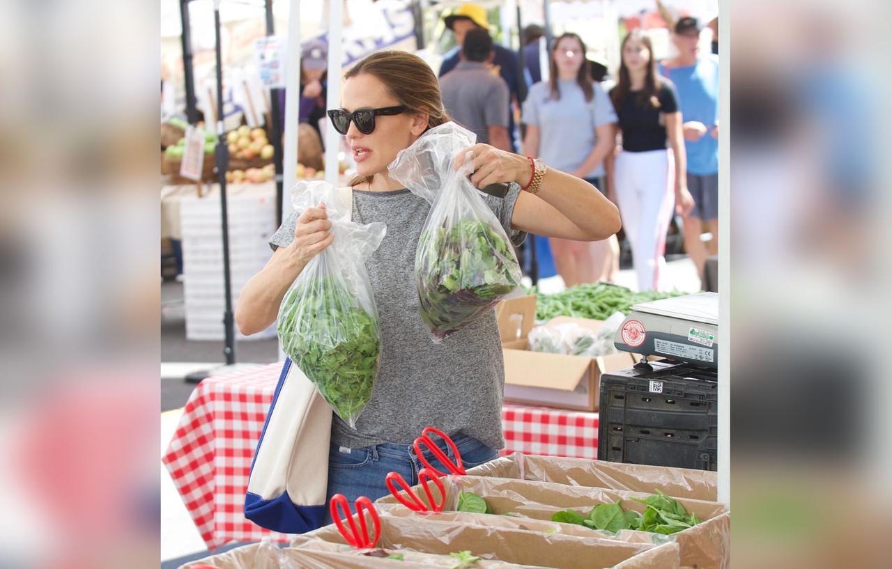 Jennifer Garner’s Daughter Violet Looks So Grown Up In These Pics!