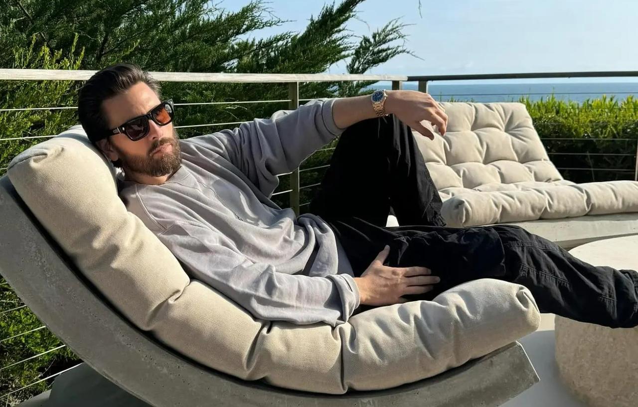 'The Kardashians' Fans Spot Mounjaro In Scott Disick's Refrigerator