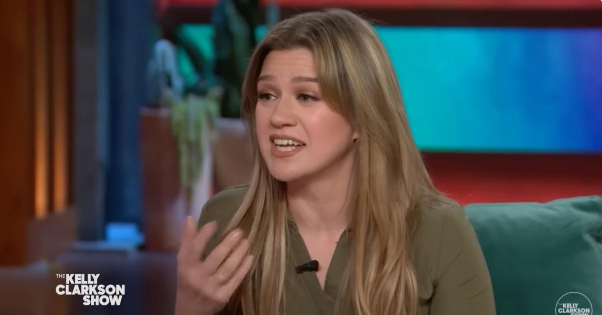 Kelly Clarkson's Pals Urging Her To Play Hard Ball In Salary Talks