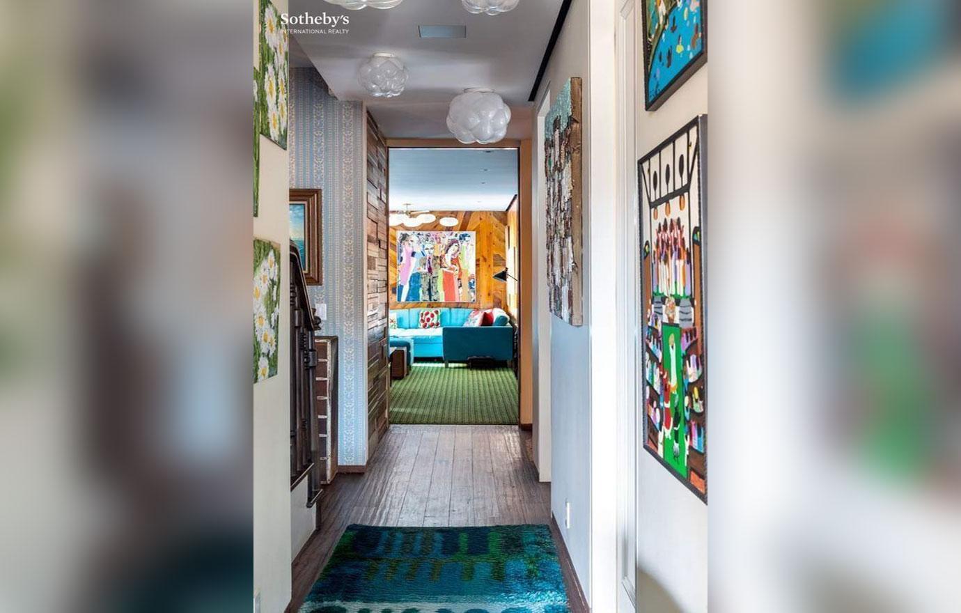 Jimmy Fallon Lists New York City Penthouse For $15 Million, Photos