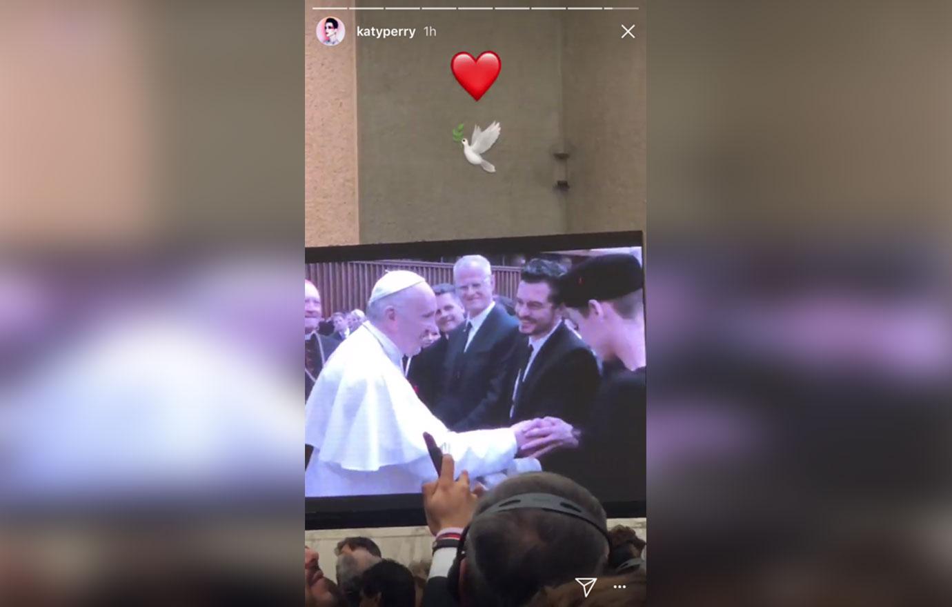 Katy Perry And Her ‘Darling’ Orlando Bloom Meet & Greet Pope Francis