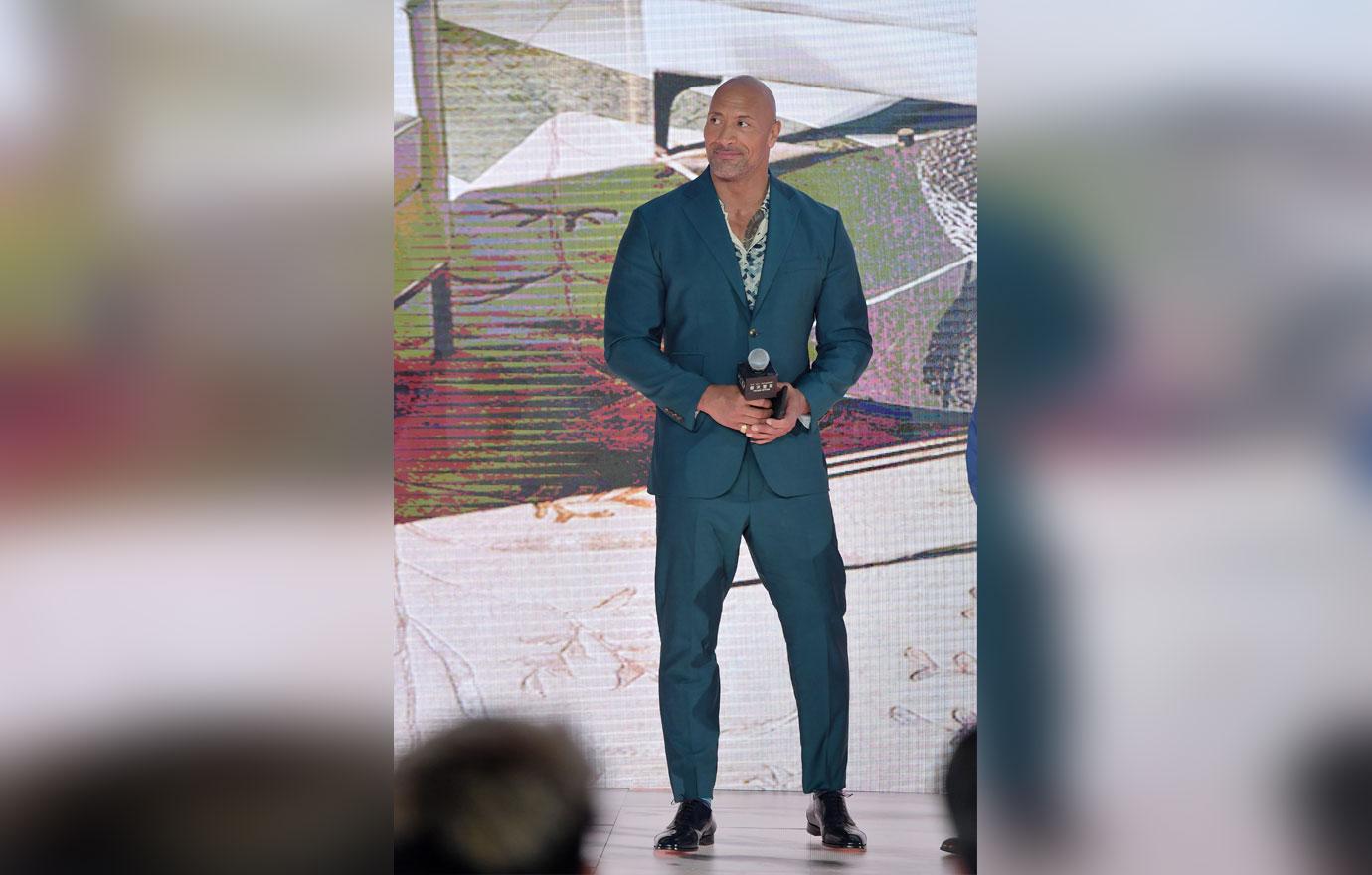 PICS 'The Rock' Looks Dapper In Blue At 'Skyscraper' Beijing Premiere