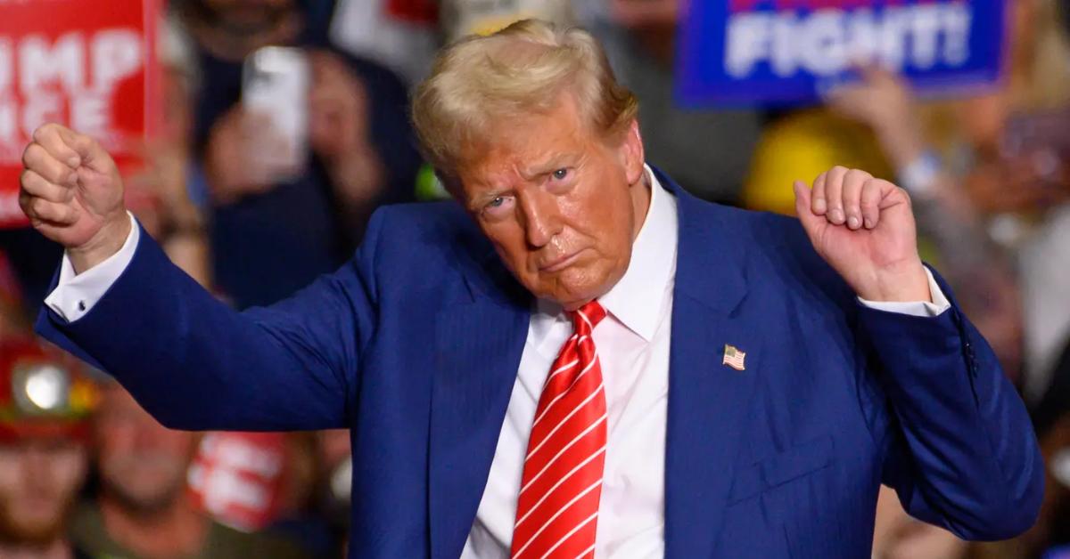 Donald Trump Mocked After People Leave In Middle Of His Rally: Watch