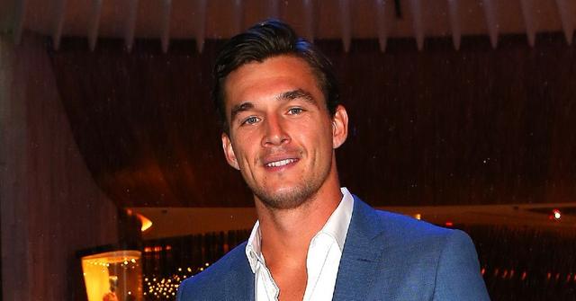 'Bachelorette' Star Tyler Cameron Stuns In Ripped Shirtless Snaps: Pics