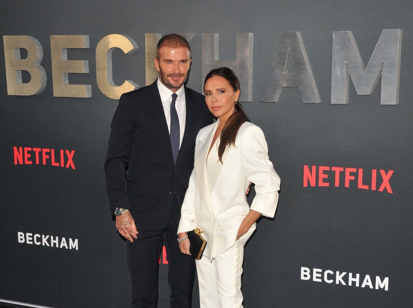 David Beckham Lunches With His Mom, Helps Her Clean The Dishes: Photos