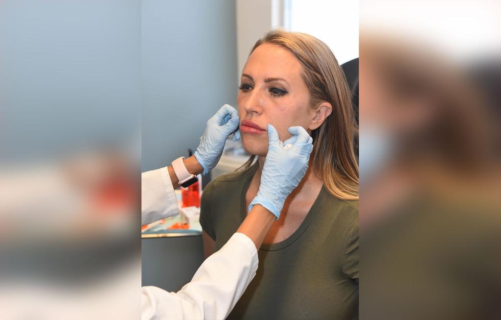 Revenge Makeover : Jeremy Meeks' Ex Undergoes Incredible Transformation