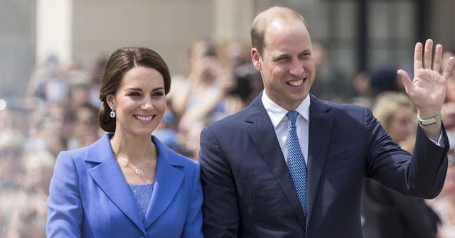 See The Royal Family’s Official Announcement Of Baby Number Three!