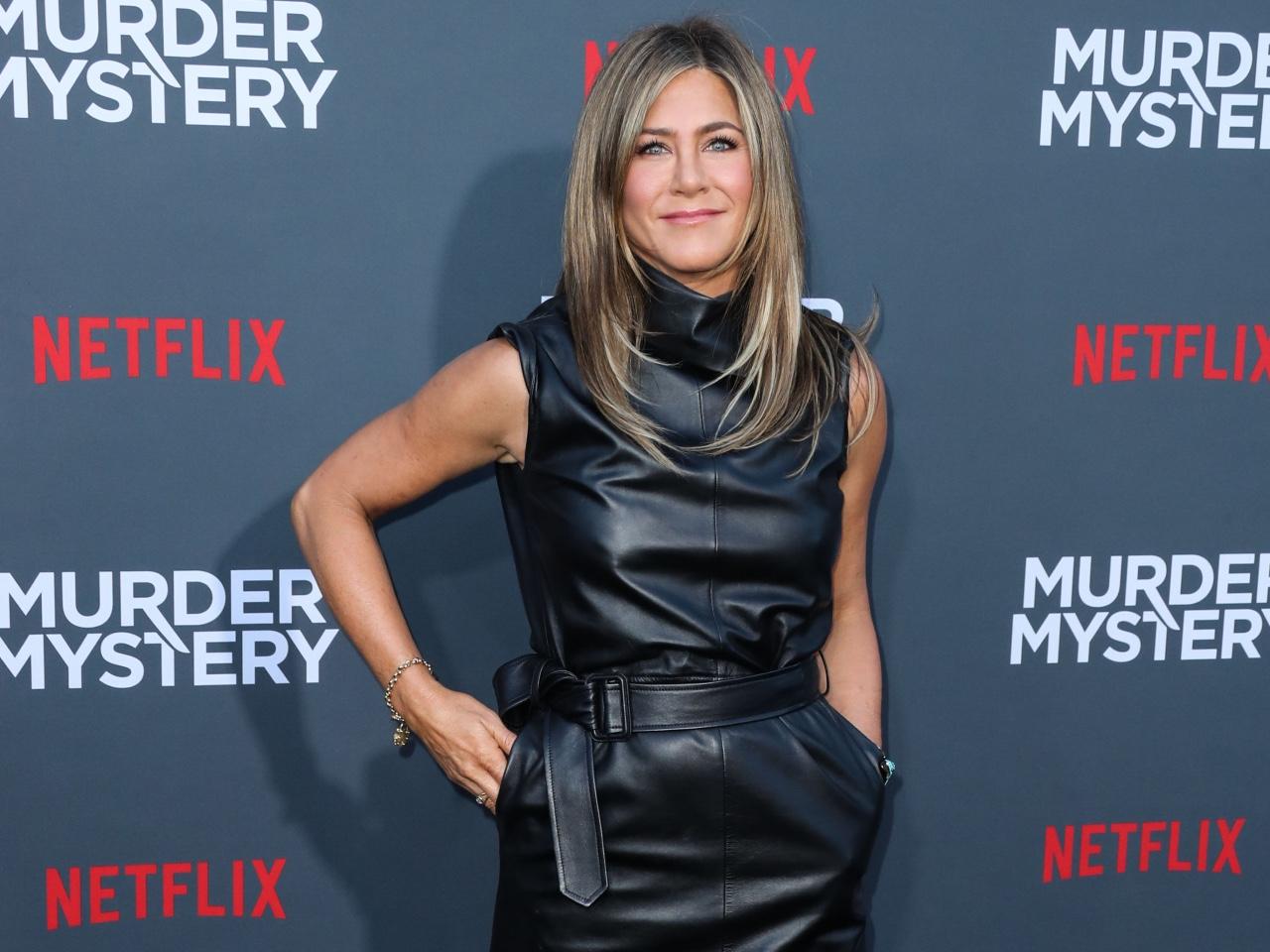 15 Celebrities Who Admitted To Loving Botox Injections: Kelly Ripa & More