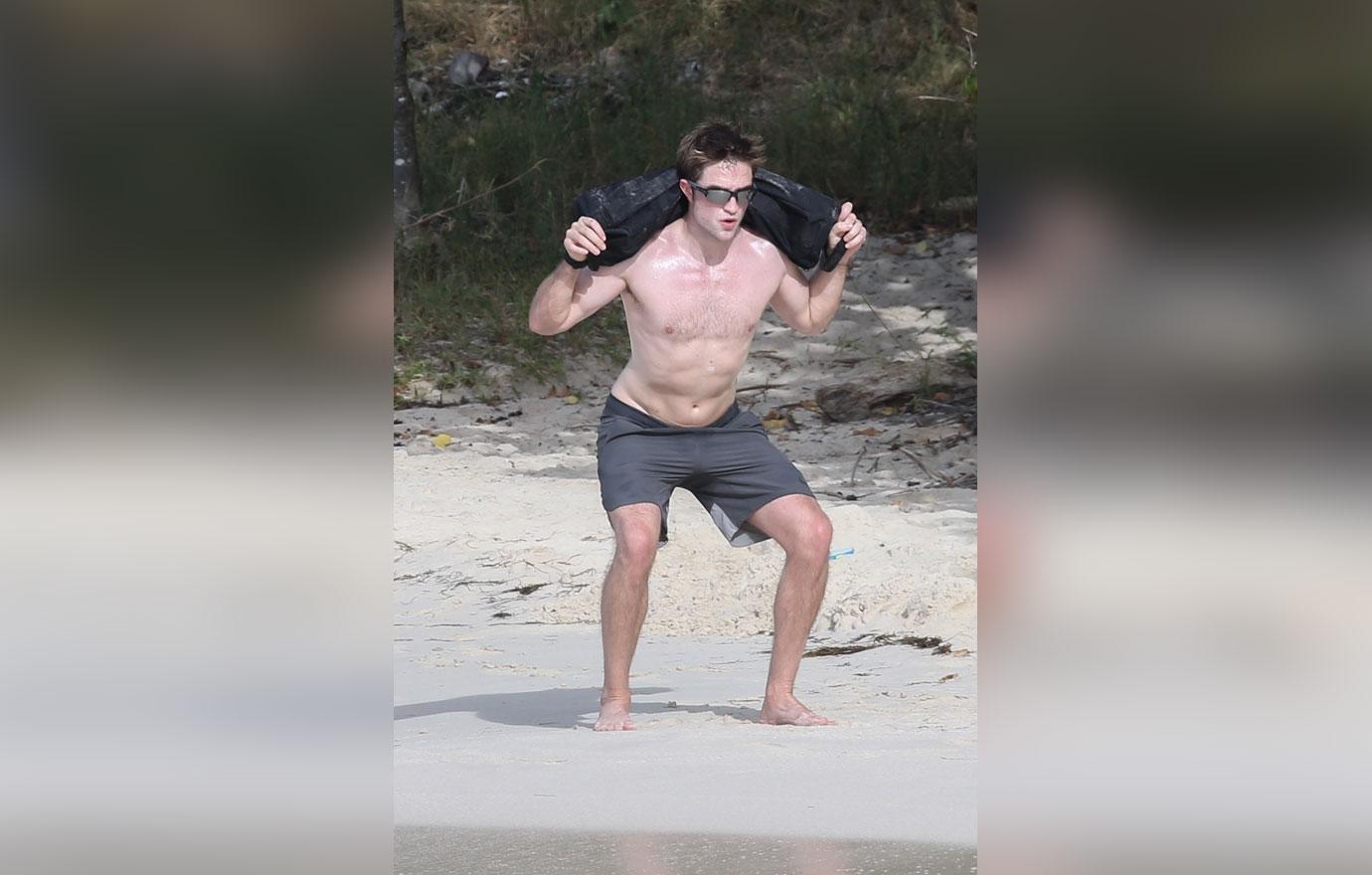 Robert Pattinson Shirtless Muscles Body Working Out Photos