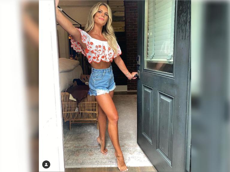 Madison LeCroy's Hottest Photos: Bikinis, Selfies & More