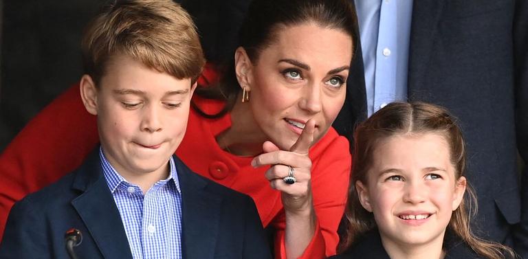 Kate Middleton Left 'Humiliated' After Photo Scandal