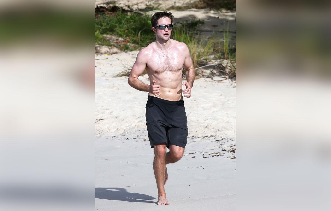 Robert Pattinson Shirtless Muscles Body Working Out Photos