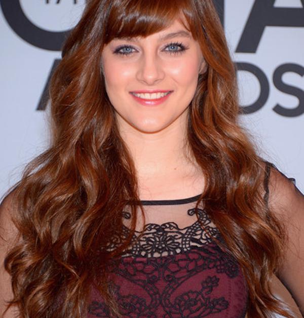 Check Out Stars From Nashville and Pretty Little Liars in Their New ...