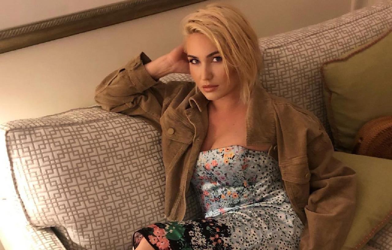 Stephanie Matto Ridiculed For Selling Graveyard Plots To Fans