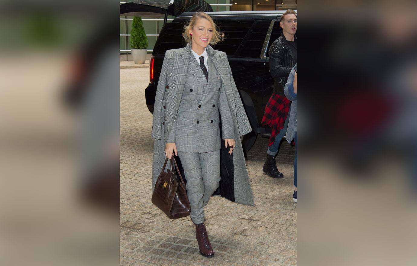 Blake Lively Strips Down And Reveals A 61-lb Weight Loss On Instagram