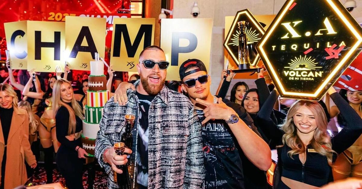 Patrick Mahomes, Travis Kelce Party At XS Nightclub: Photos