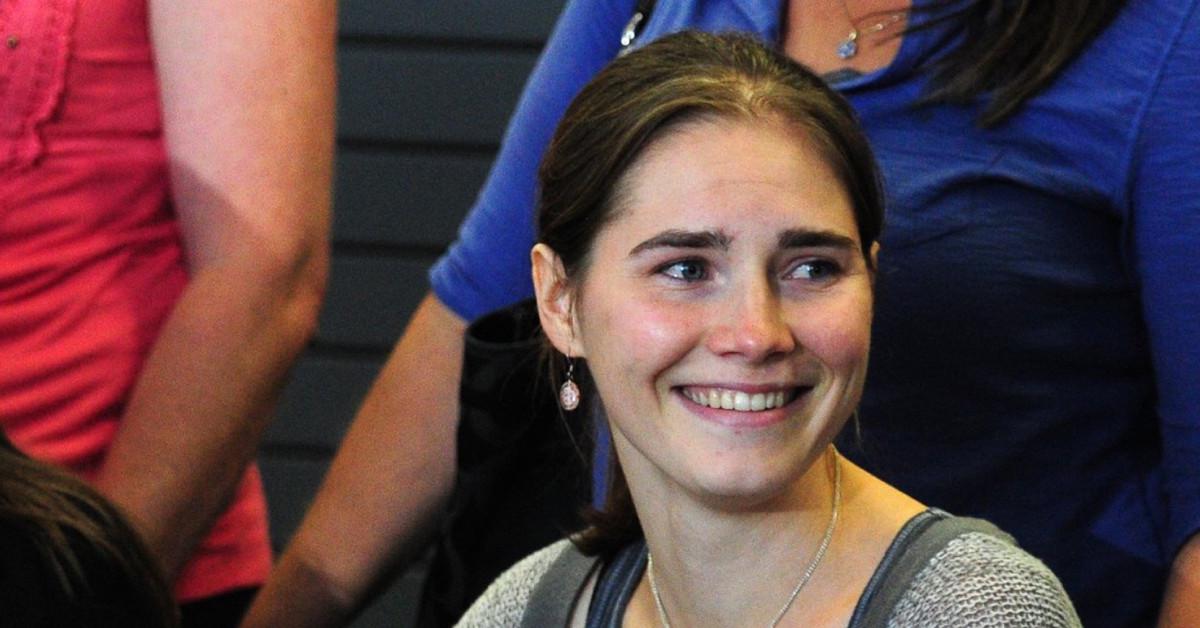 Amanda Knox Cheekily Calls Traveling Abroad 'Awesome' After Scandal