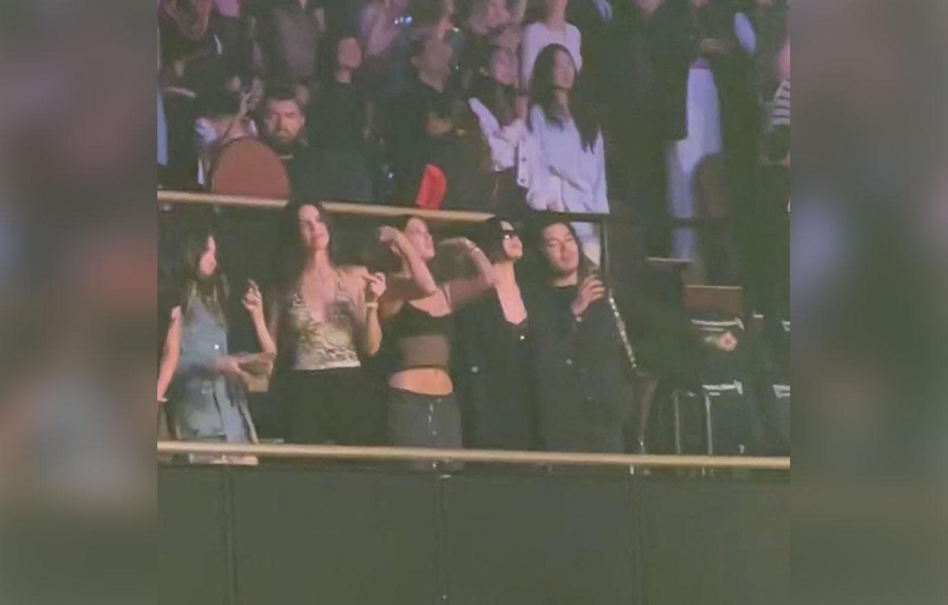 Kendall Jenner Dances At Ex Harry Styles' L.A. Concert