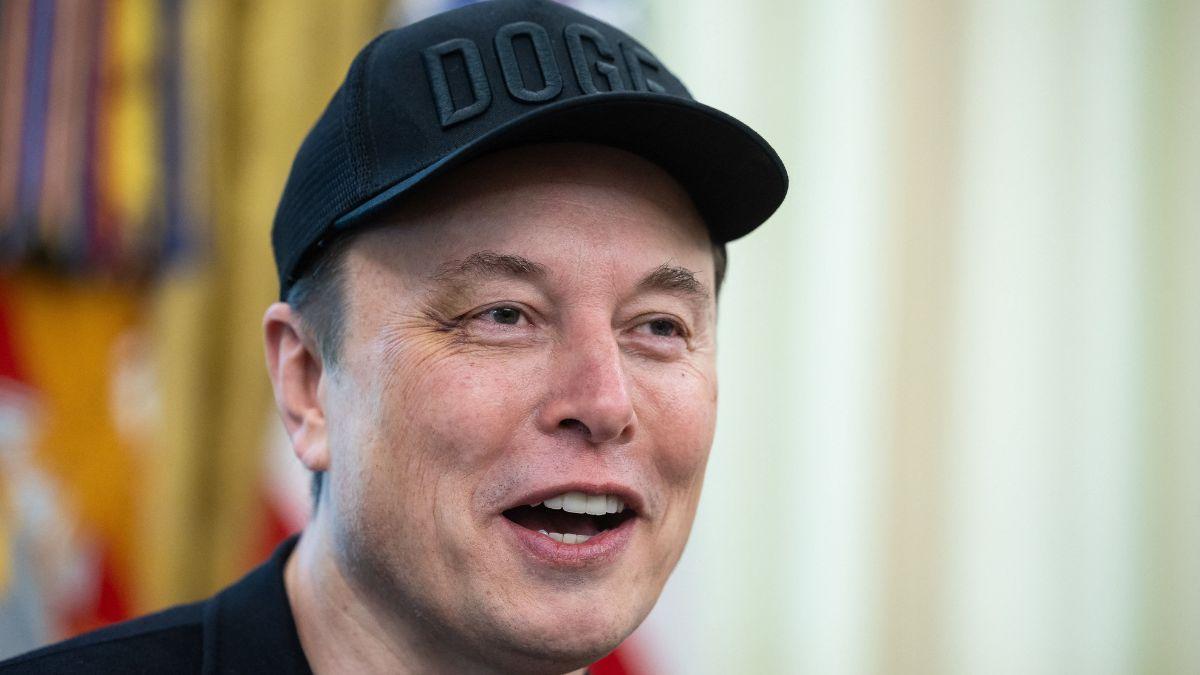 Elon Musk’s Daughter Vivian Storms Off When Asked About Father: Watch