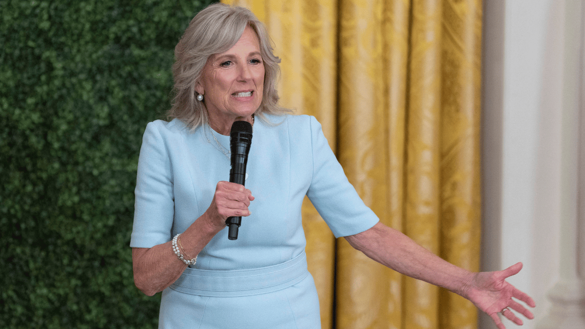 Jane Fonda Gossips With Martha Stewart On Joe Biden's NYC Dining Pick