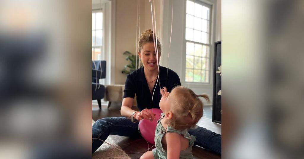 'Delighted' Amber Heard Welcomes Twins Agnes & Ocean: Photo