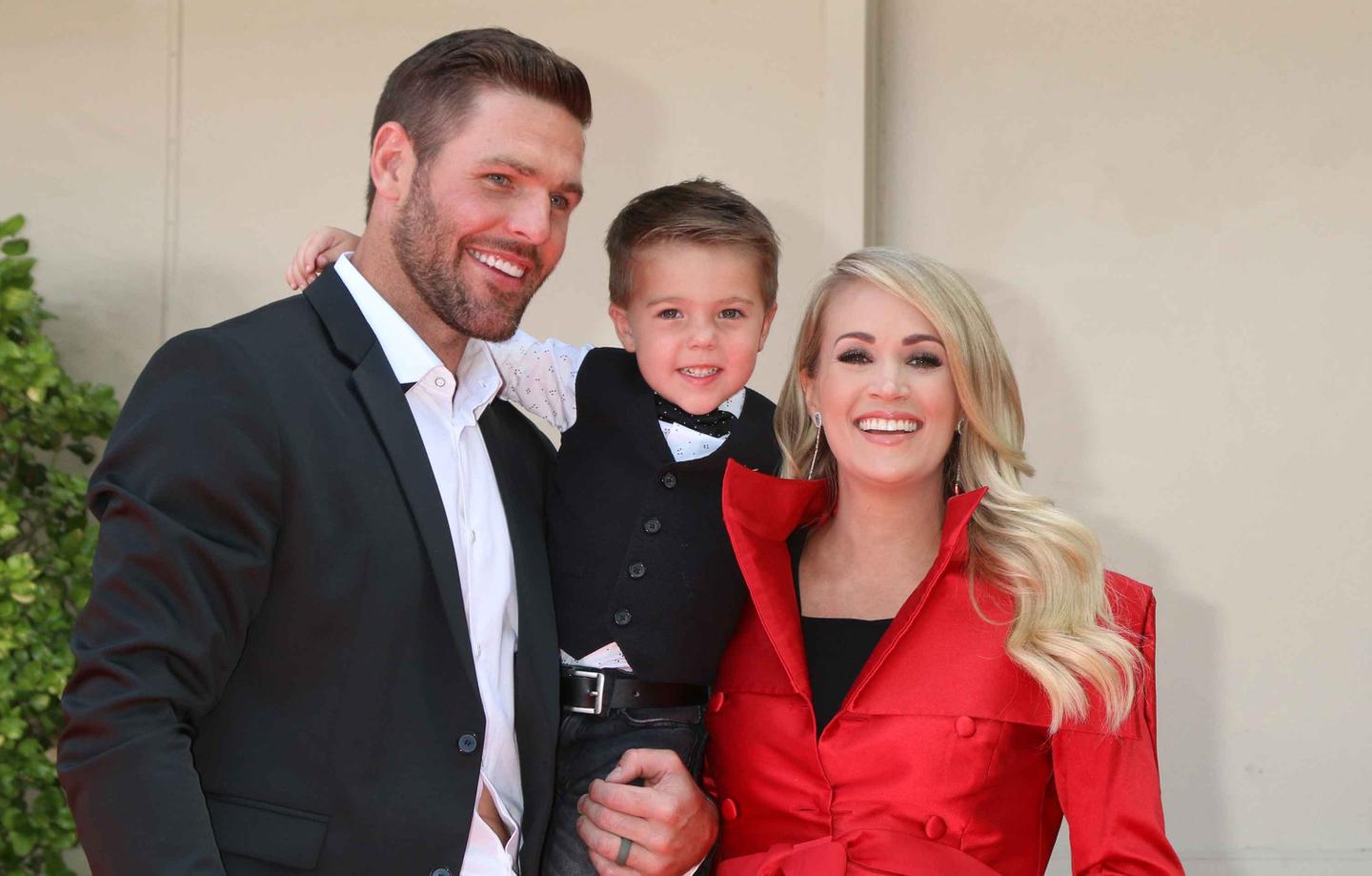 Carrie Underwood & Mike Fisher's Cutest Moments Together