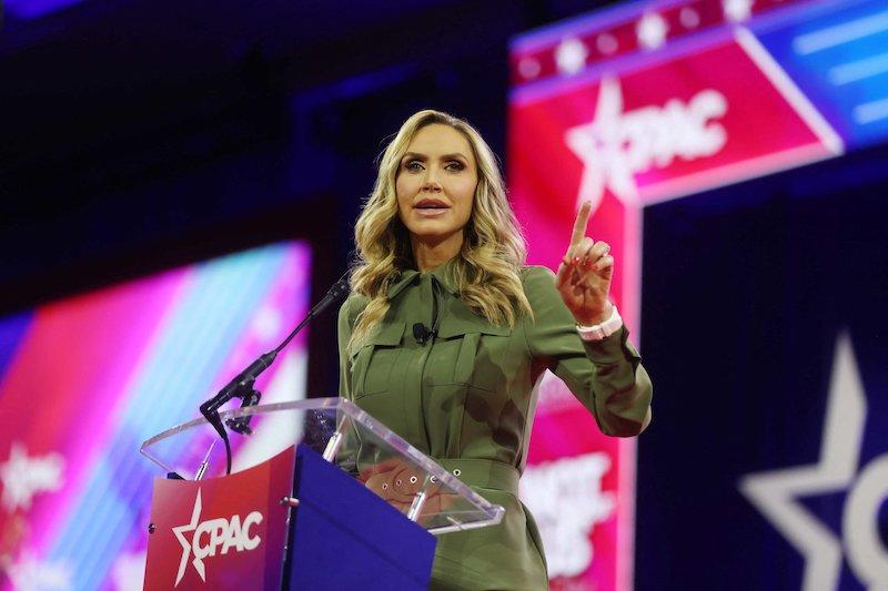 Lara Trump Slammed For Drinking Wine In Front Of Crying Kid: Watch