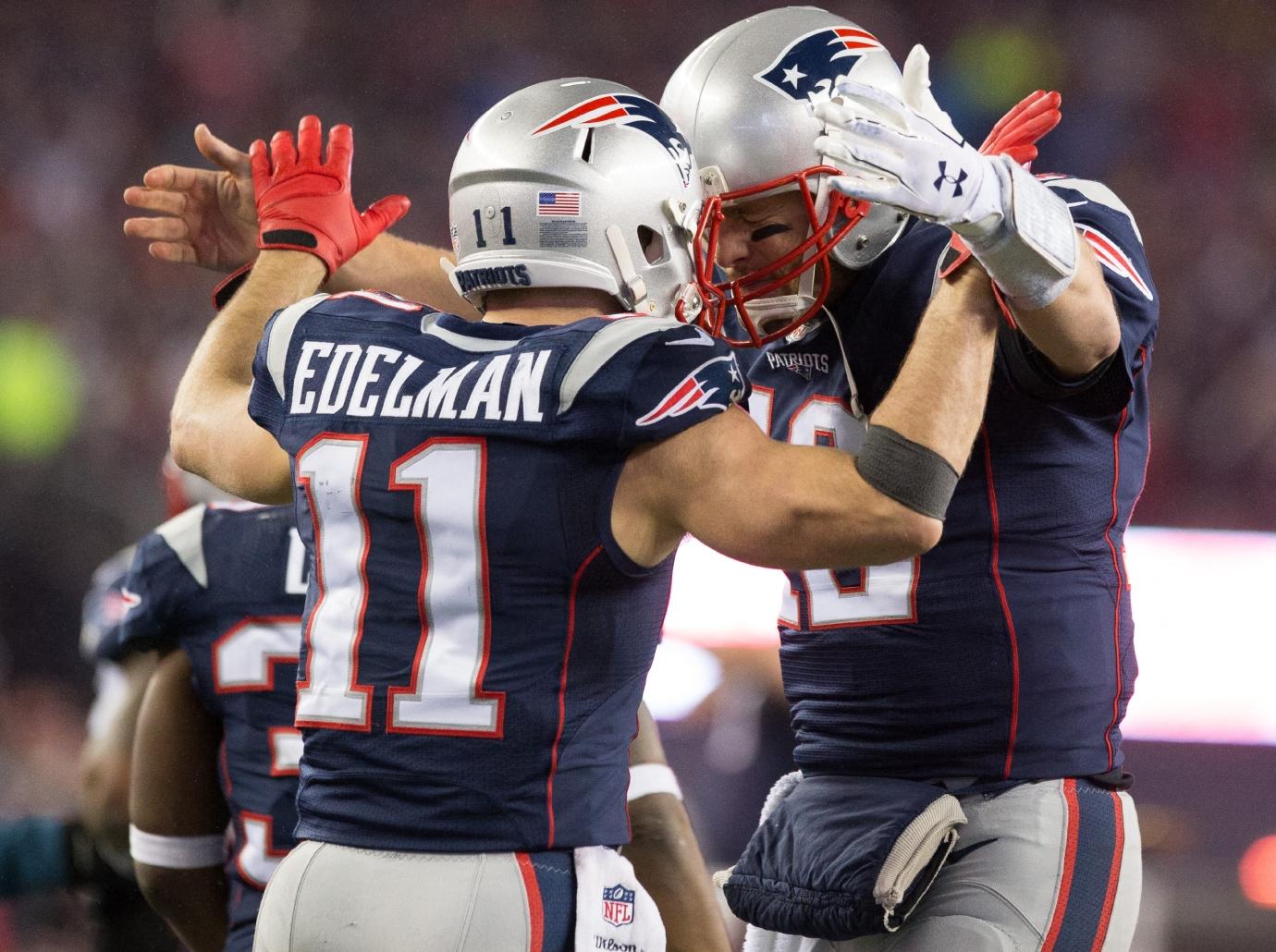 Tom Brady's Guilty Pleasure Before Games Used To Be 1 Chicken Wing