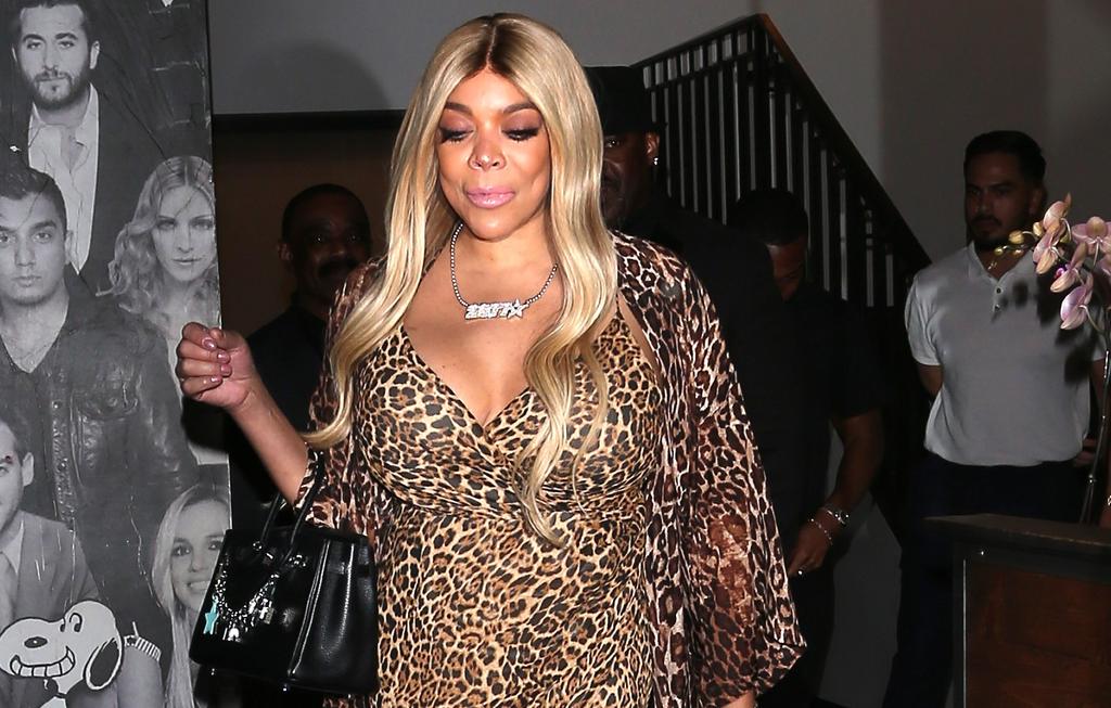 Wendy Williams Spotted Walking Apartment Lobby In A Bathrobe