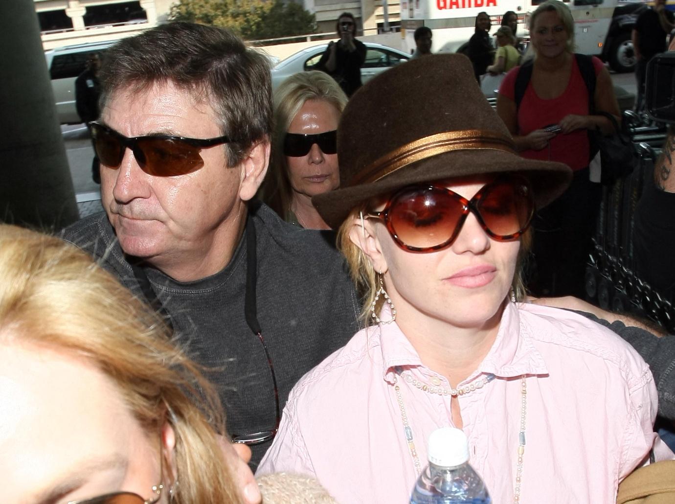 Britney Spears' Dad Jamie Looks Thin After Leaving The Hospital