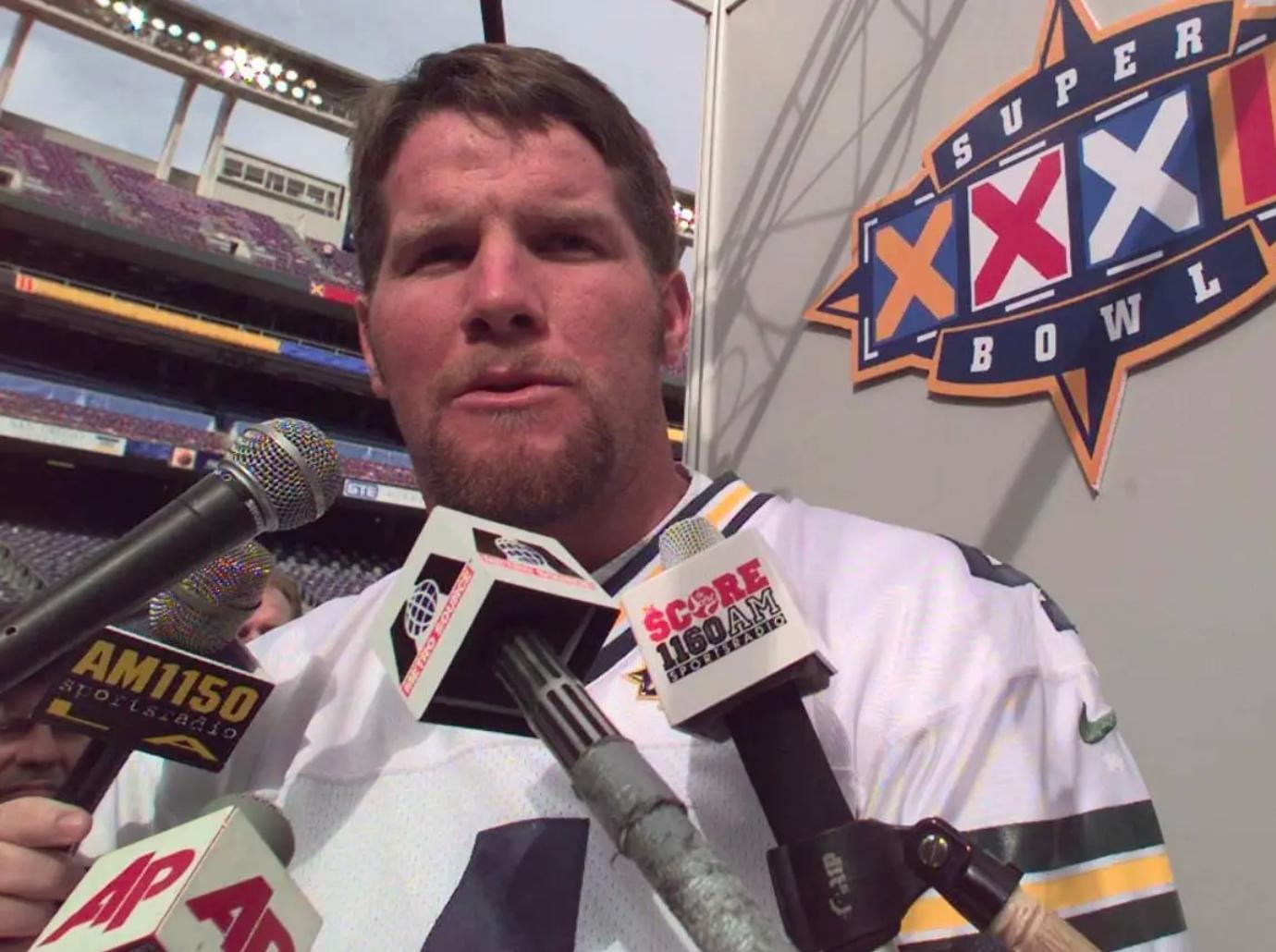 Andy Roddick Defends Taylor Swift Amid Claim She 'Distracts' Travis Kelce