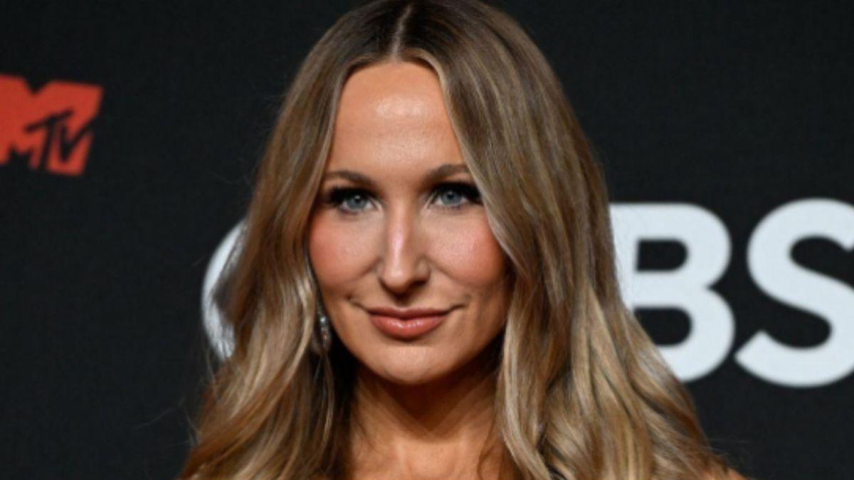 Megyn Kelly Puts Bari Weiss' Sexuality On Blast In Odd CBS News Rant