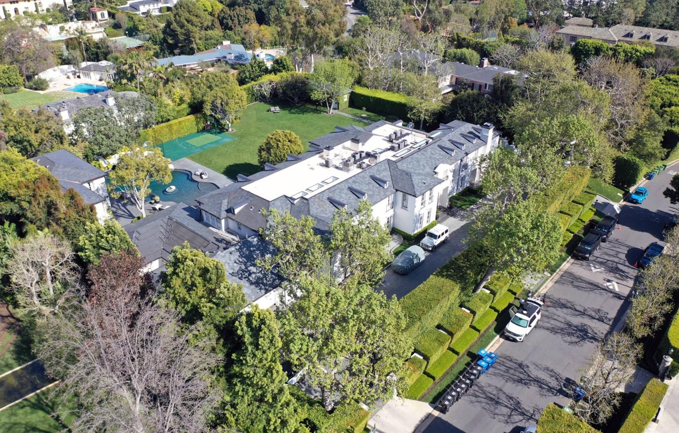 Sean 'Diddy' Combs Selling L.A. Mansion For $70 Million