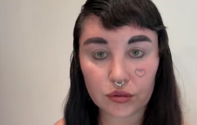 Amanda Bynes Debuts New Look While Strolling In L.A.