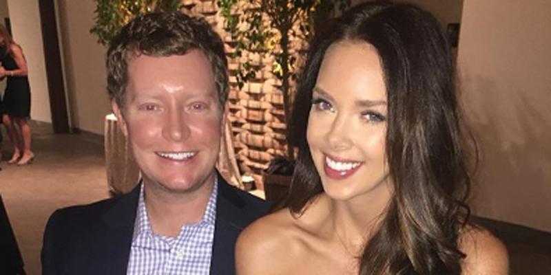 See ‘Bachelor’ Star Kelly Travis’ Baby Announcement, Expecting 1st Child