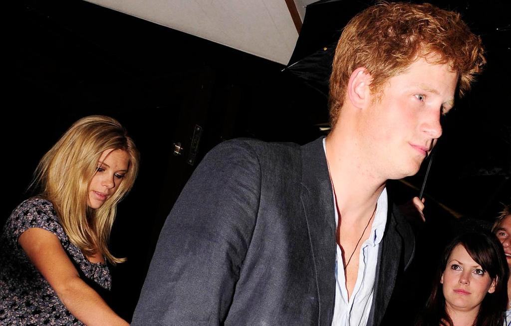 Meghan Markle 'Knows It's Over' Between Prince Harry & Chelsy Davy