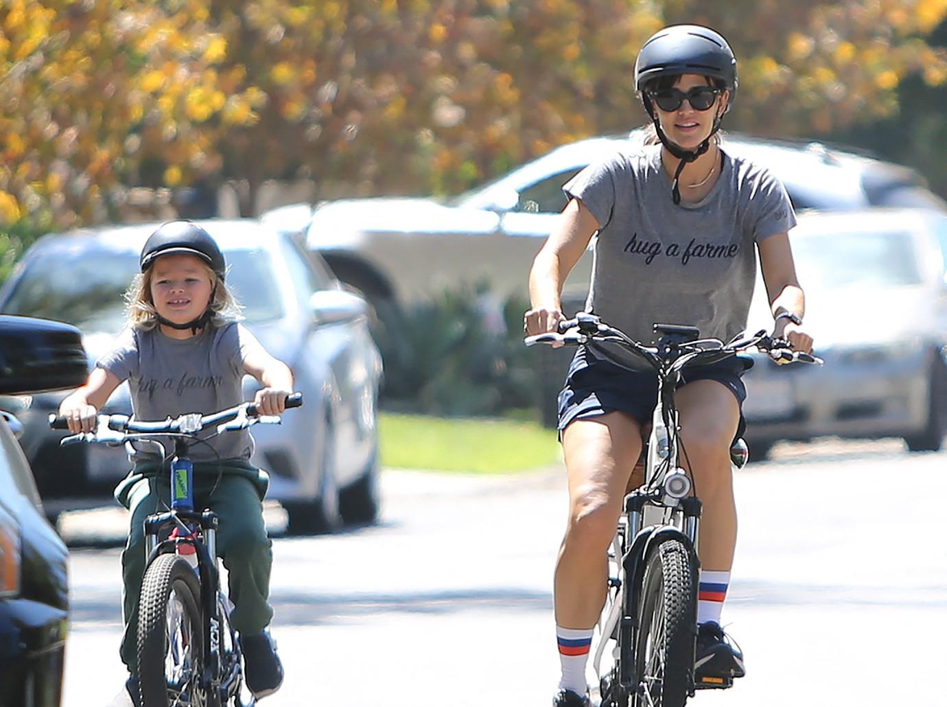 Jennifer Garner's Cutest Photos With Her 3 Kids