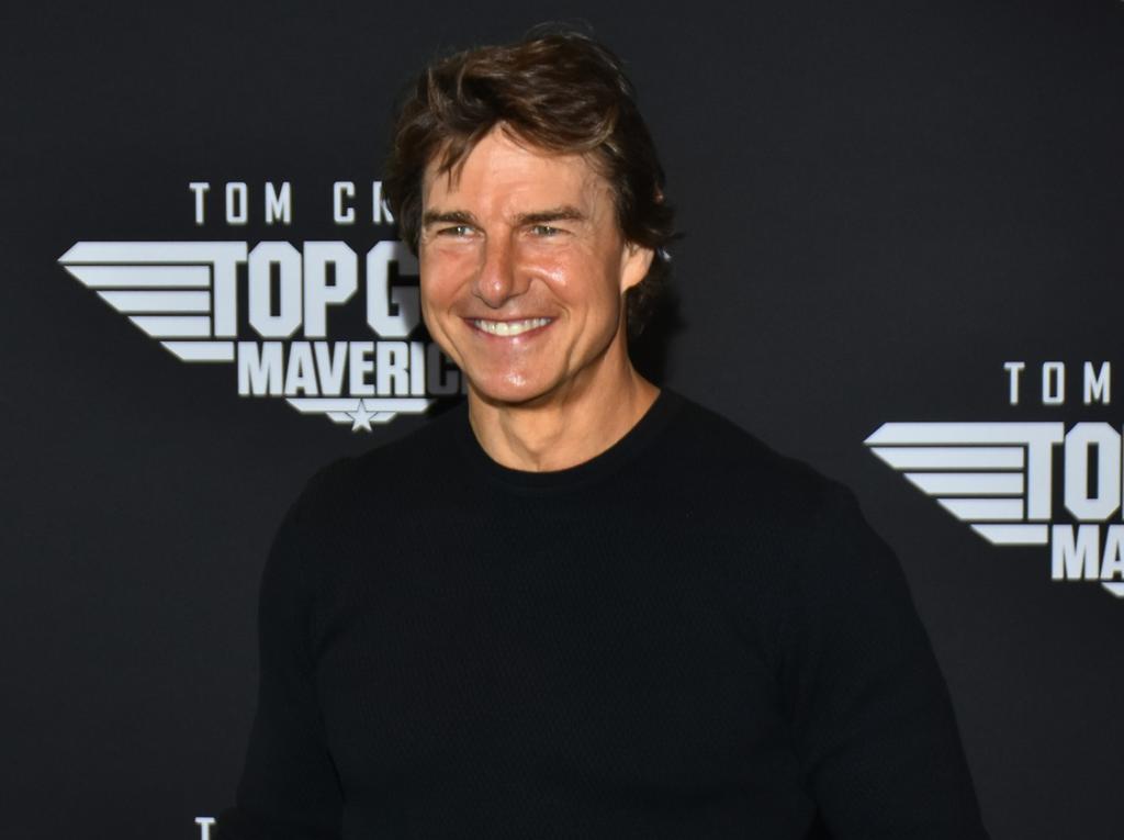 Tom Cruise's Changing Face Sparks Plastic Surgery Buzz: Photos