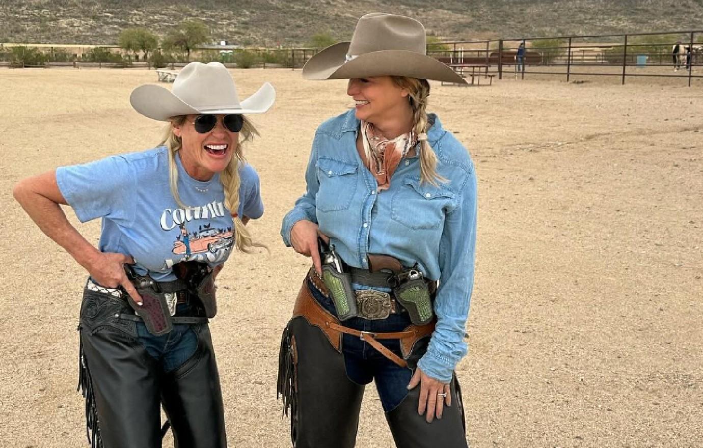 Miranda Lambert Praised For Being A Cowgirl On 'Awesome' Arizona Trip