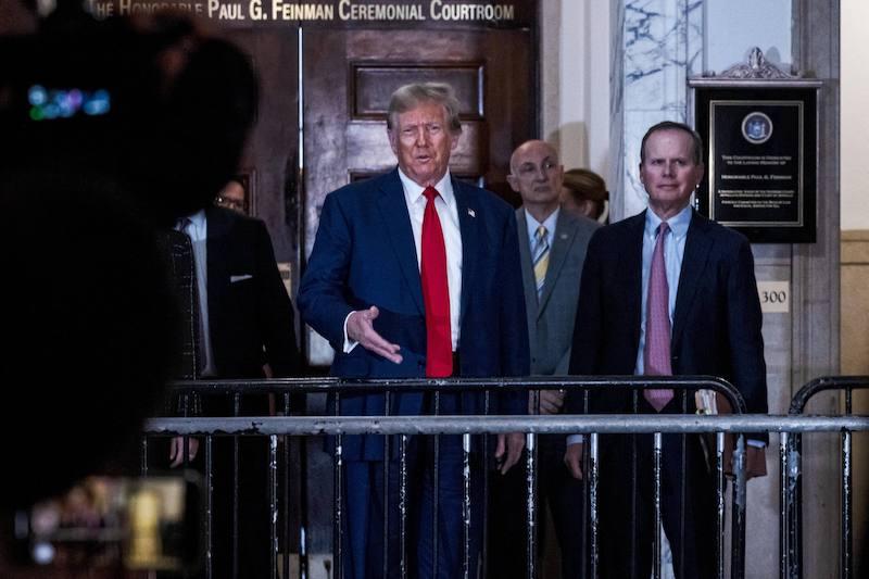 Donald Trump Sparks Health Concerns After Seen 'Dragging' Right Leg