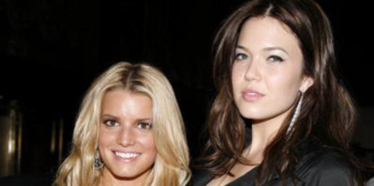 Jessica Simpson Is Jealous Of Mandy Moore's 'This Is Us' Success
