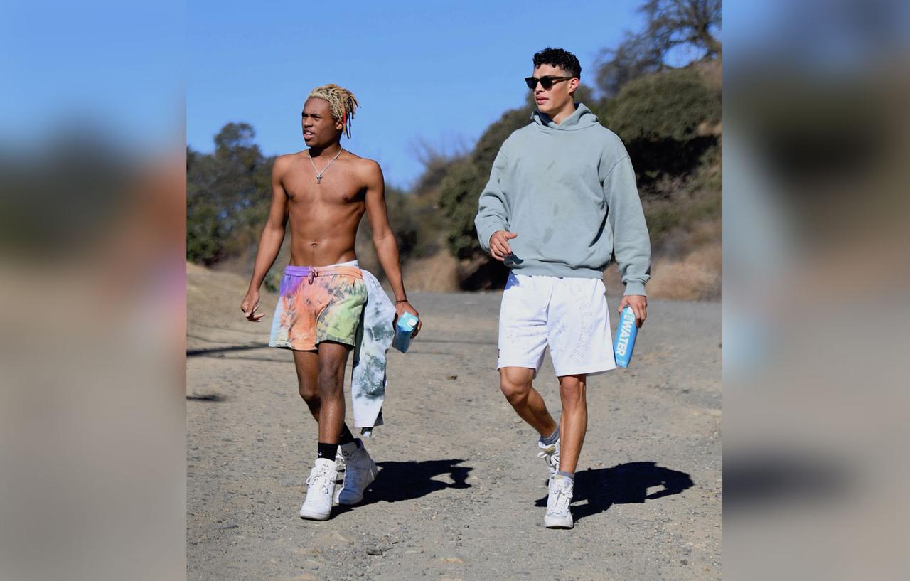 Stevie Wonder's Son Kailand Morris Flaunts His Rock Hard Abs During ...
