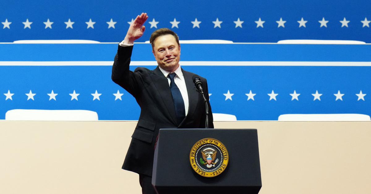 Grimes 'Denounces Nazi-ism' After Ex Elon Musk's Inauguration Salute